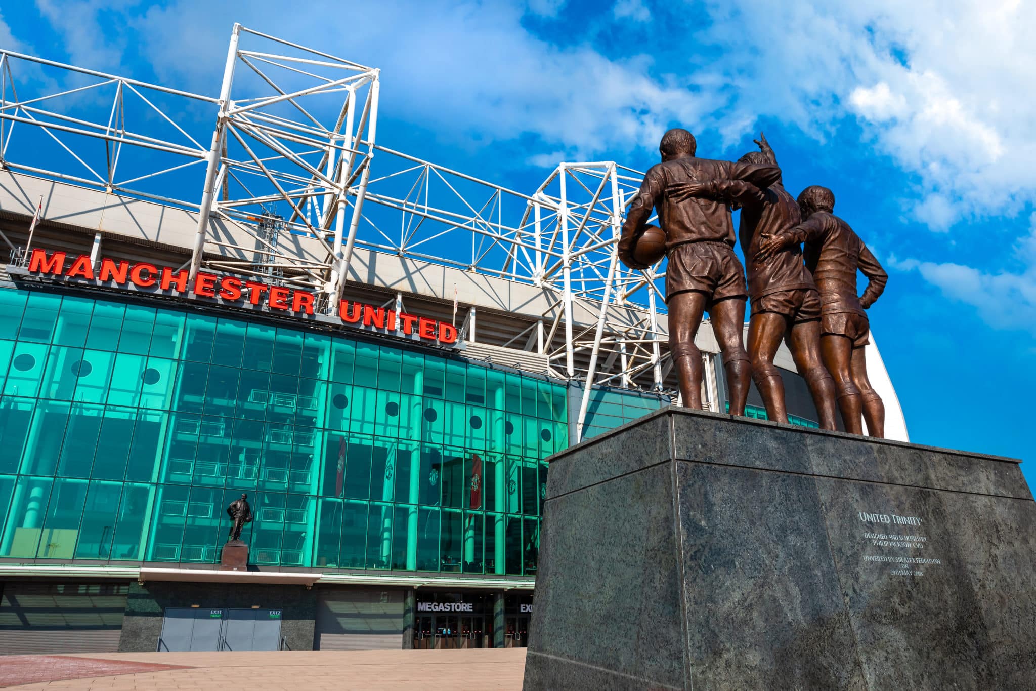 DXC Technology Signs Major Deal with Manchester United - Futurum