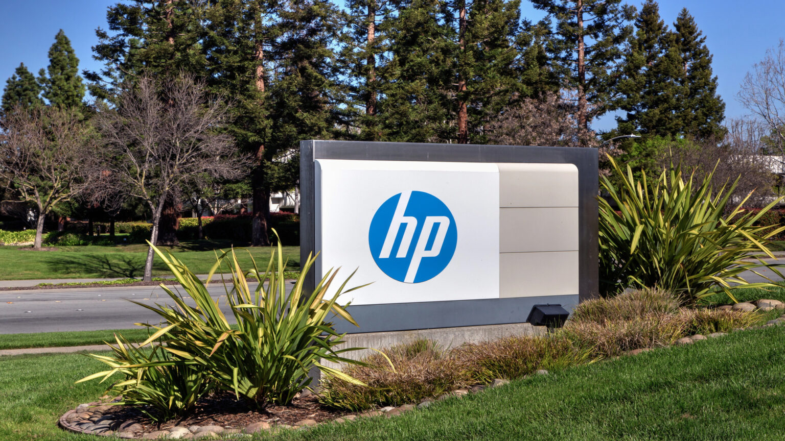 HP’s FY 2024 Q3 Results: The AI PC Supercycle Starts Now - Futurum