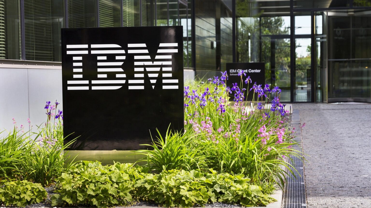 IBM Q2 2025 Earnings Exceed Expectations with GenAI Growth - Futurum